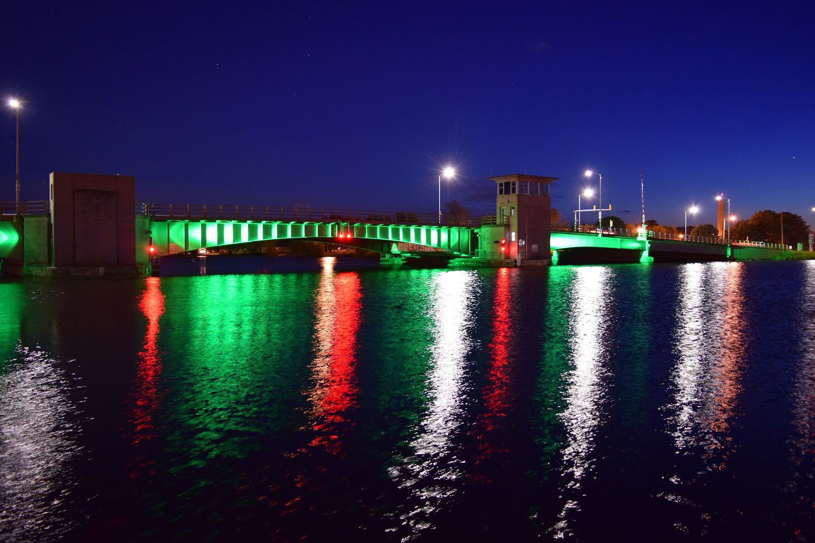 oshkosh bridge – MAKING SPRINGS FOR 60 YEARS